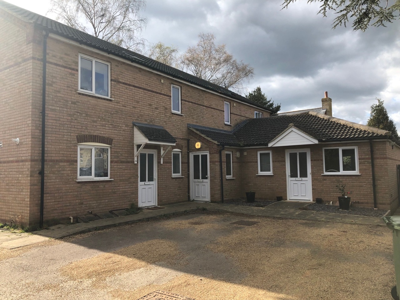 Sandy - 1 Bed Flat, St. Neots Road, SG19 - To Rent Now for £850.00 p/m