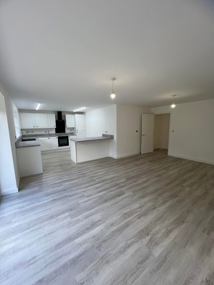Cheslyn Hay - 3 Bed Bungalow, Low Street, WS6 - To Rent Now for £1,450. ...
