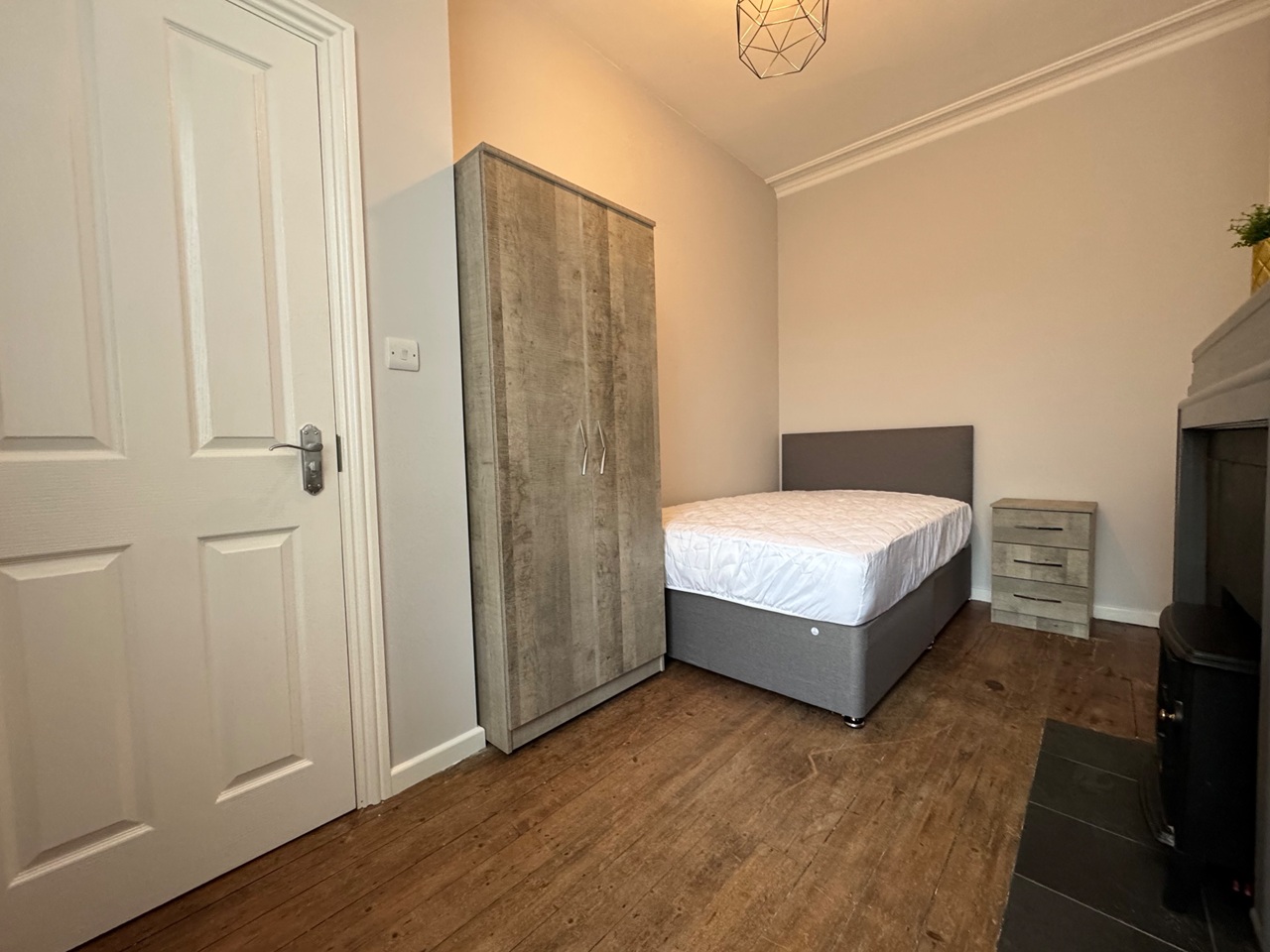 Nottingham - Room in a Shared House, Colwick Road, NG2 - To Rent Now ...