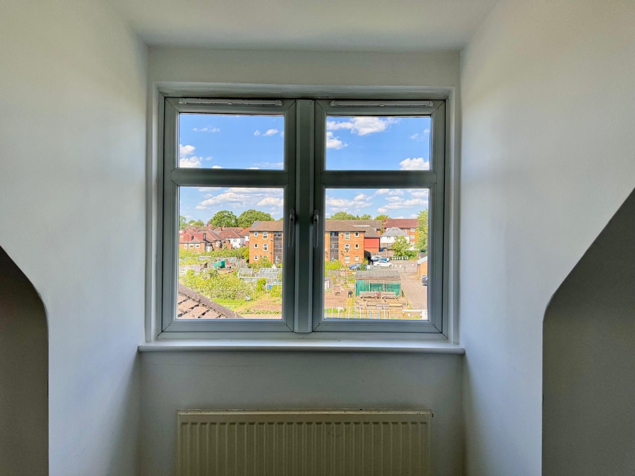 London - 2 Bed Flat, Oakleigh Road North, N20 - To Rent Now for £1,850. ...