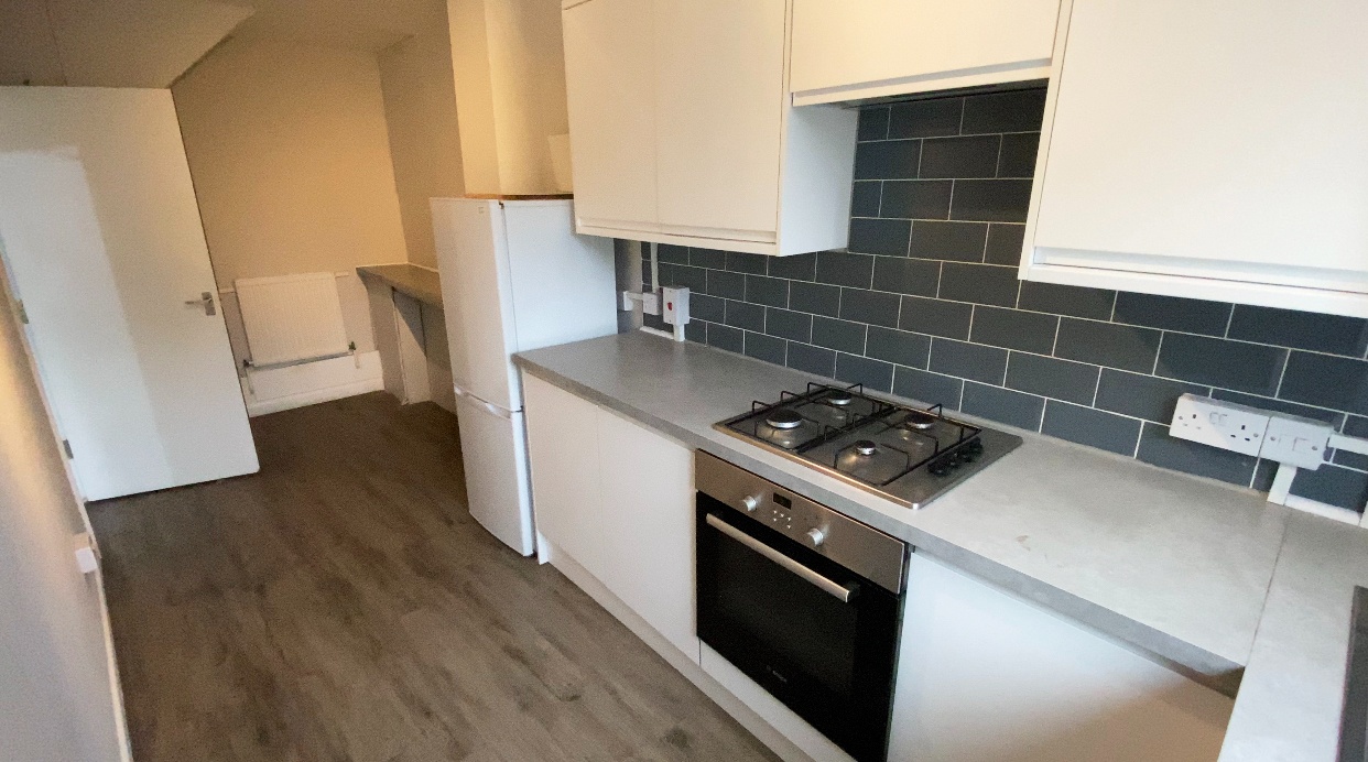 London - Room in a Shared Flat, Holmefield House, W10 - To Rent Now for ...