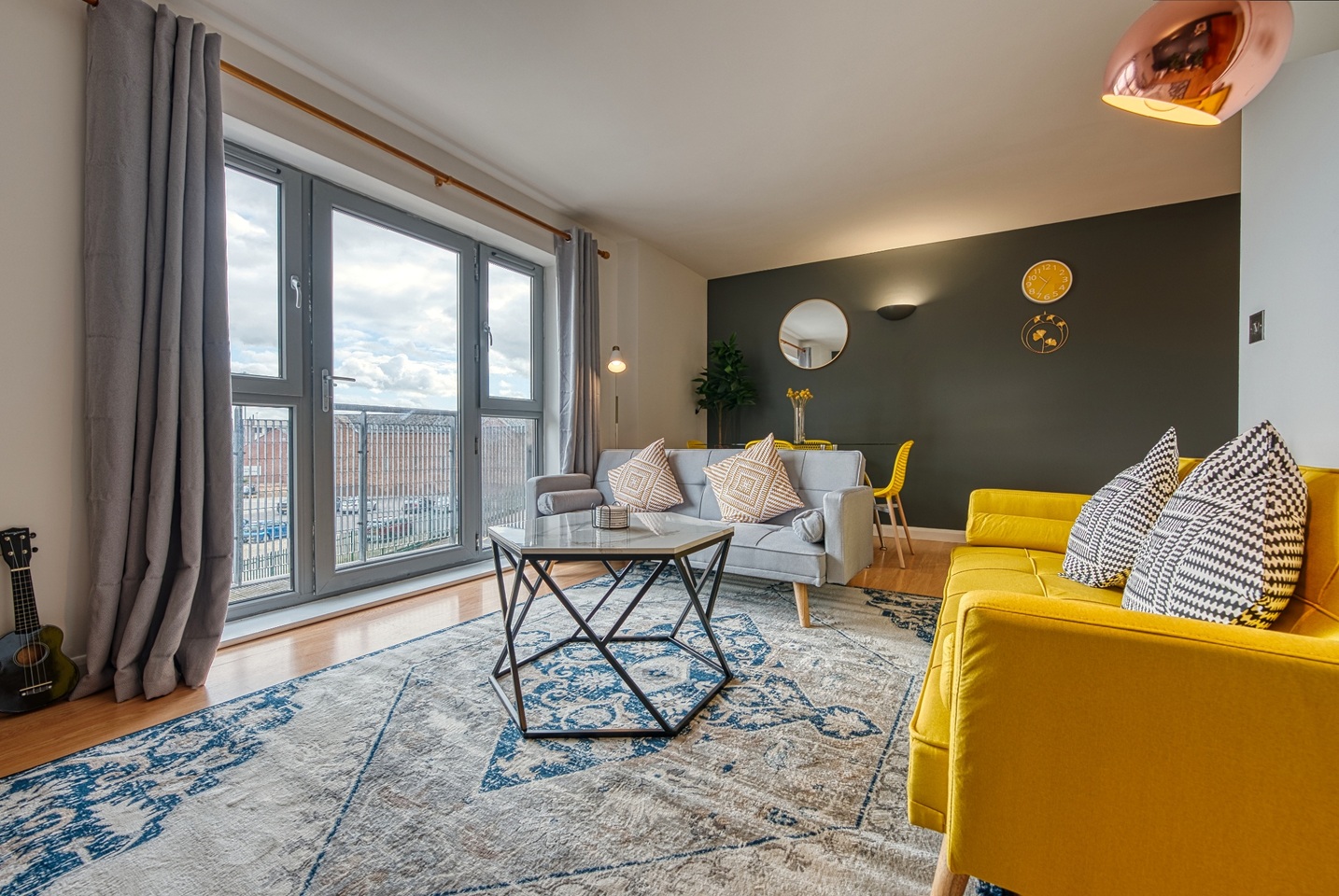 Derby - 2 Bed Flat, Derby Riverside, DE1 - To Rent Now for £1,400.00 p/m