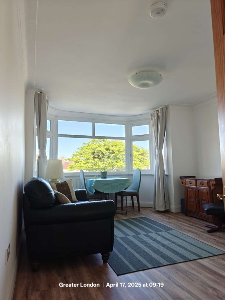 London - 1 Bed Semi-Detached House, Watford Way, NW4 - To Rent Now for ...