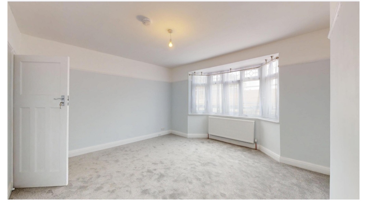 London - 2 Bed Flat, Hendon Way, NW2 - To Rent Now for £1,750.00 p/m