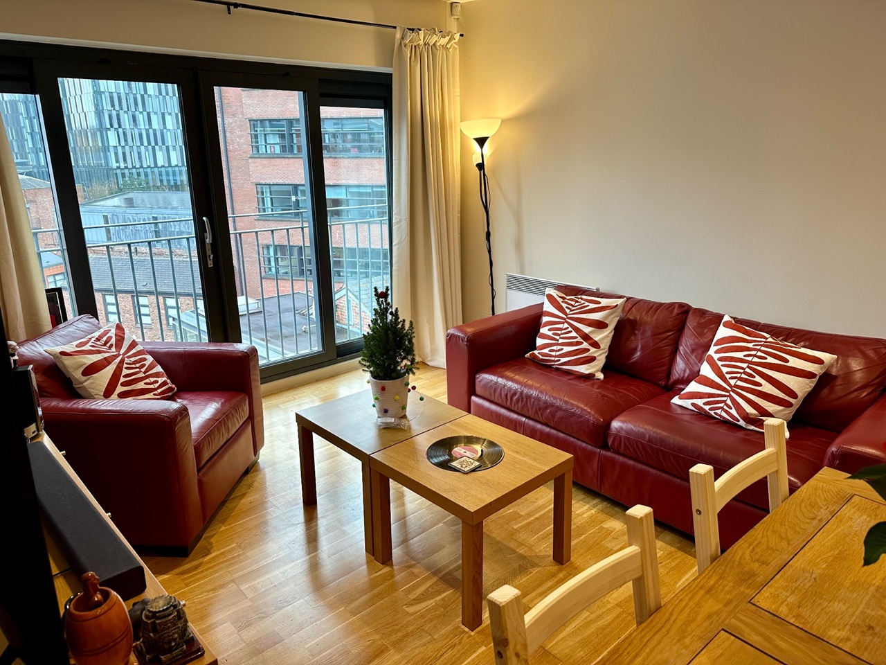 Manchester - 2 Bed Flat, Deansgate, M3 - To Rent Now for £1,500.00 p/m