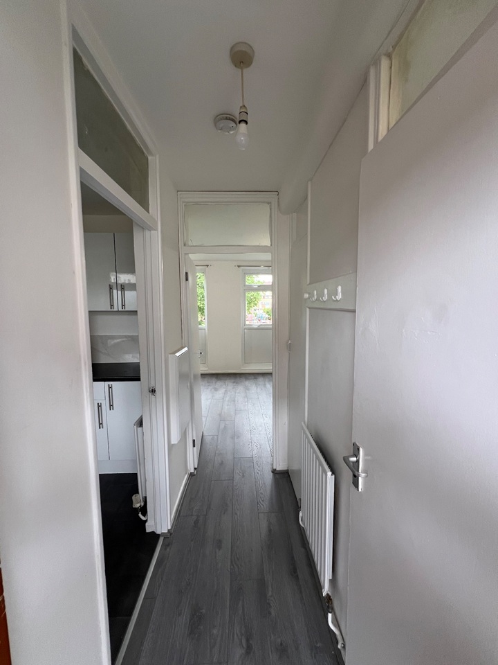 London - Studio Flat, Devons Road, E3 - To Rent Now for £1,200.00 p/m