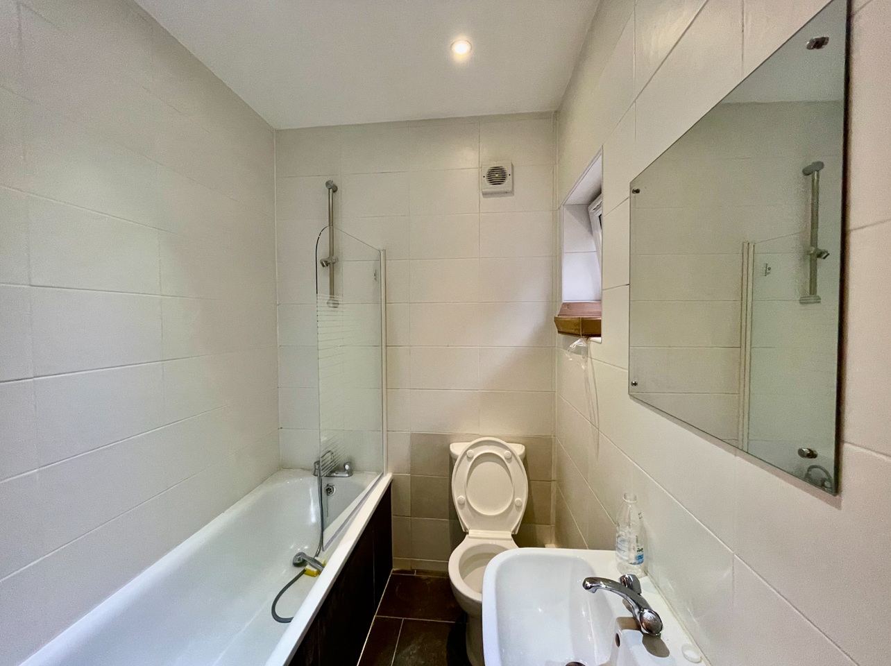 London - 2 Bed Flat, Red Lion Square, SW18 - To Rent Now for £2,150.00 p/m