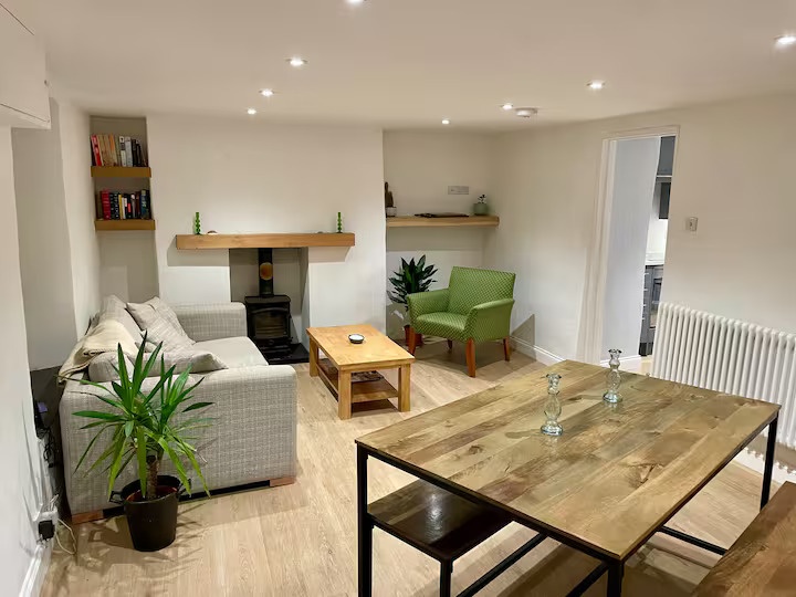 Bridge, Redruth - 3 Bed Terraced House, Bridge Row, TR16 - To Rent Now ...