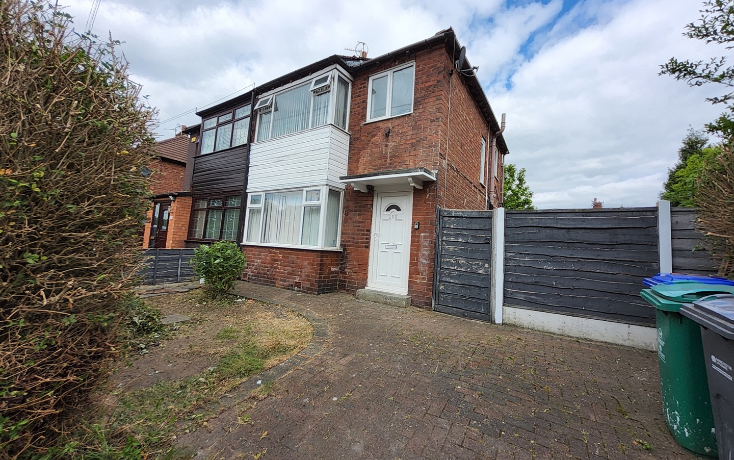 Abbey Hey, Manchester - 2 Bed Semi-Detached House, Lees Street, M18 ...