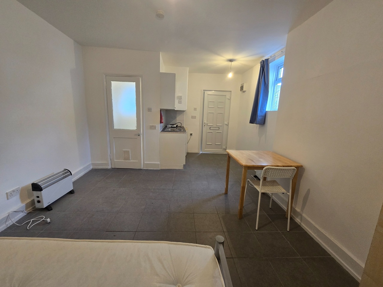 London - Studio Flat, Kent House Road, SE26 - To Rent Now for £850.00 p/m