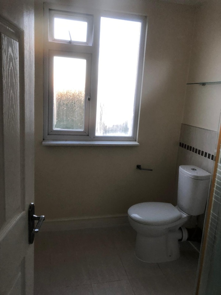 London - 3 Bed Flat, Fernside Avenue, NW7 - To Rent Now for £1,850.00 p/m