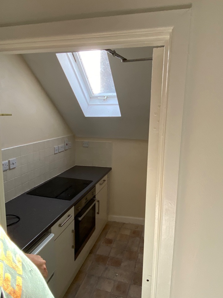 Chester - Studio Flat, Christleton Road, CH3 - To Rent Now for £650.00 p/m