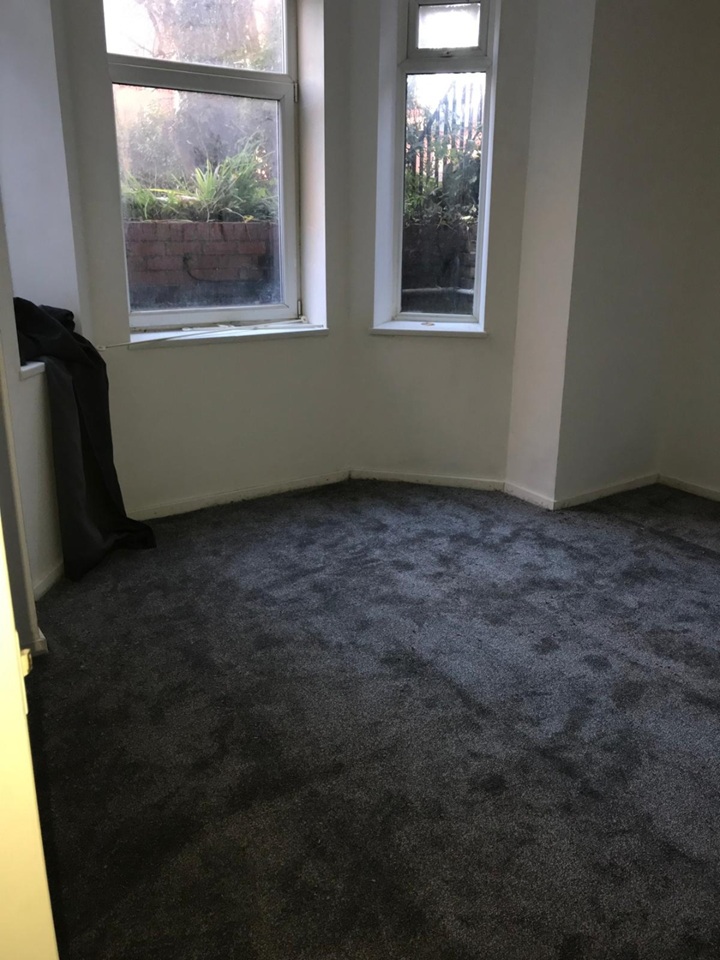 Leeds - 1 Bed Flat, Tong Road, LS12 - To Rent Now for £700.00 p/m