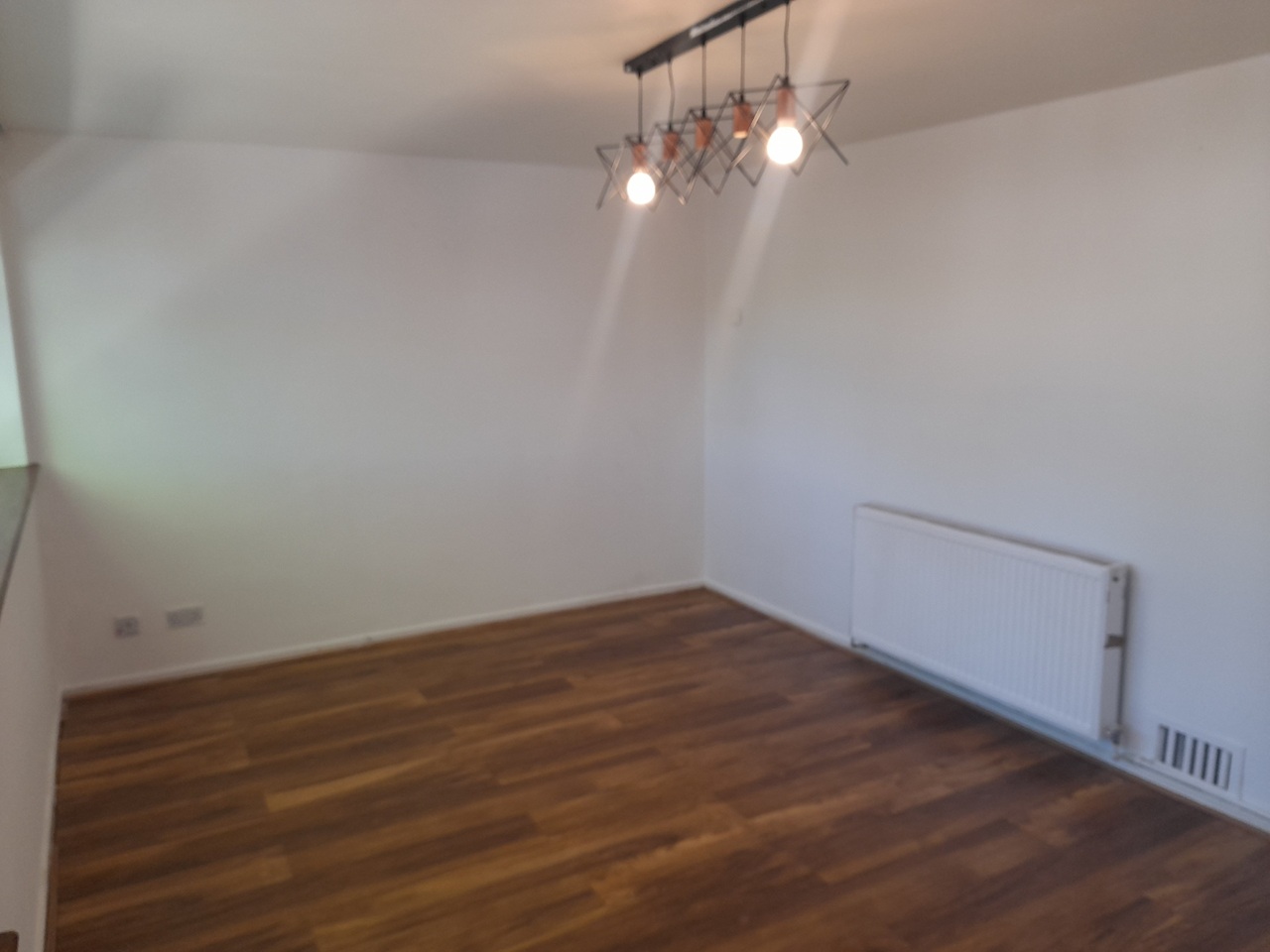 Beckenham - 2 Bed Flat, Crouch Close, BR3 - To Rent Now for £1,475.00 p/m