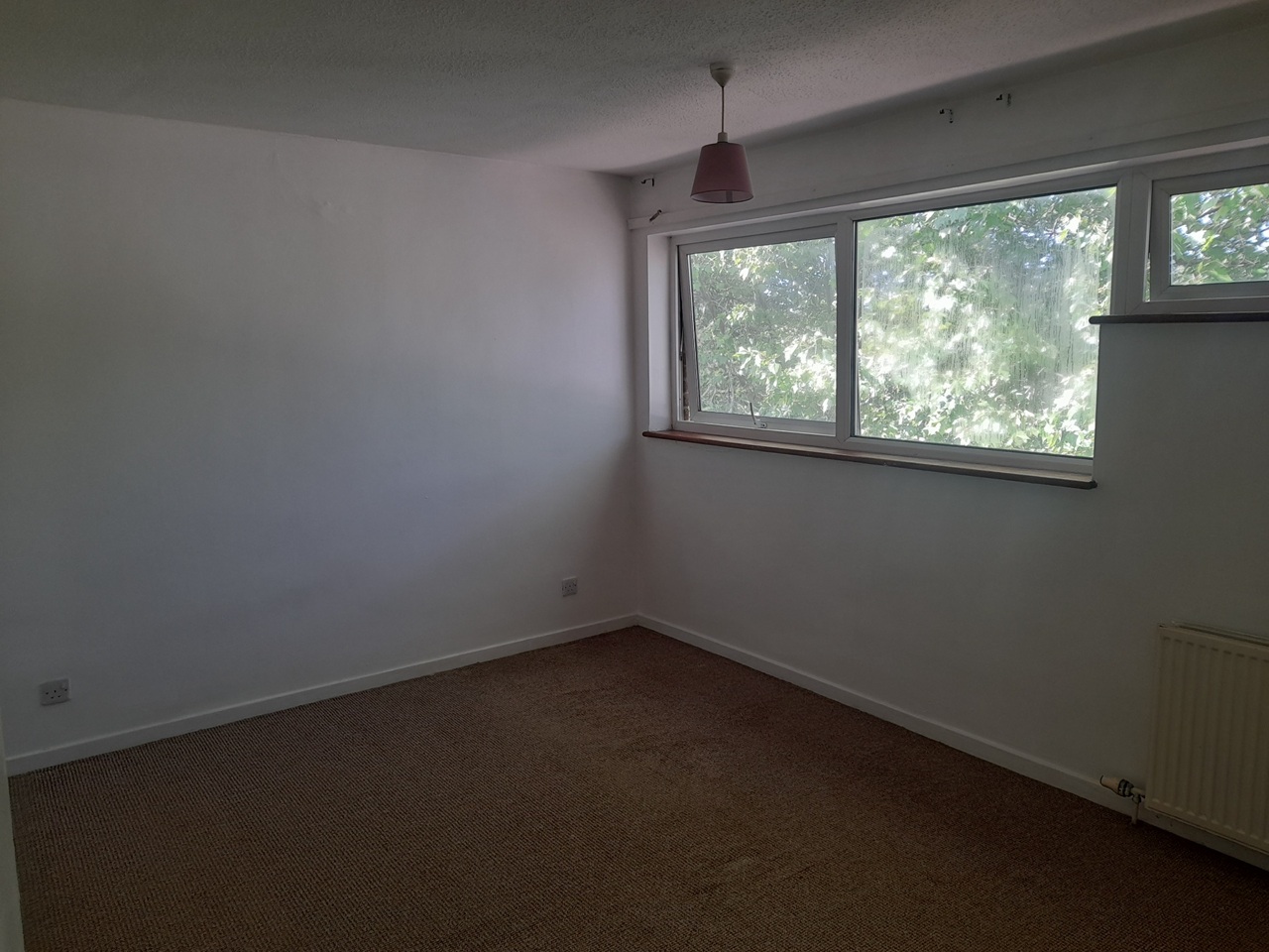 Beckenham - 2 Bed Flat, Crouch Close, BR3 - To Rent Now for £1,475.00 p/m