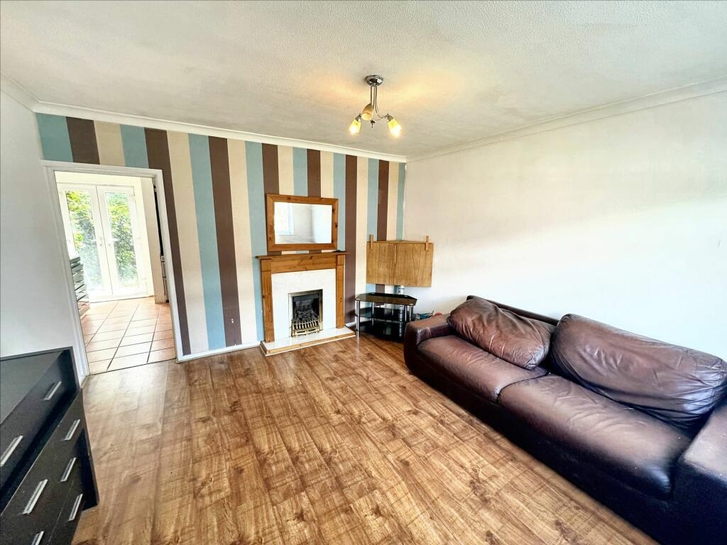 Whitefield, Manchester - 2 Bed Terraced House, Mather Avenue, M45 - To ...