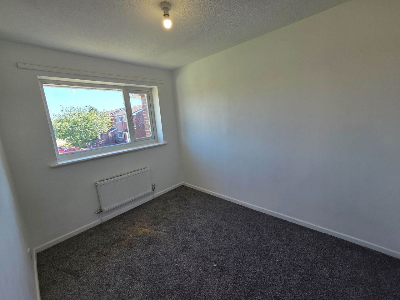 Manchester - 3 Bed Semi-Detached House, Gorton Lane, M12 - To Rent Now ...