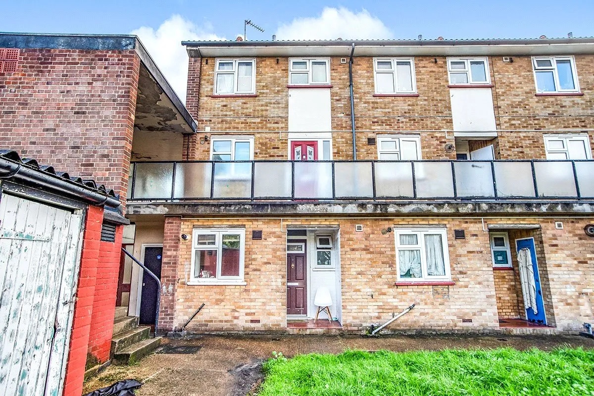 London - 1 Bed Flat, Heavitree Road, SE18 - To Rent Now for £1,350.00 p/m