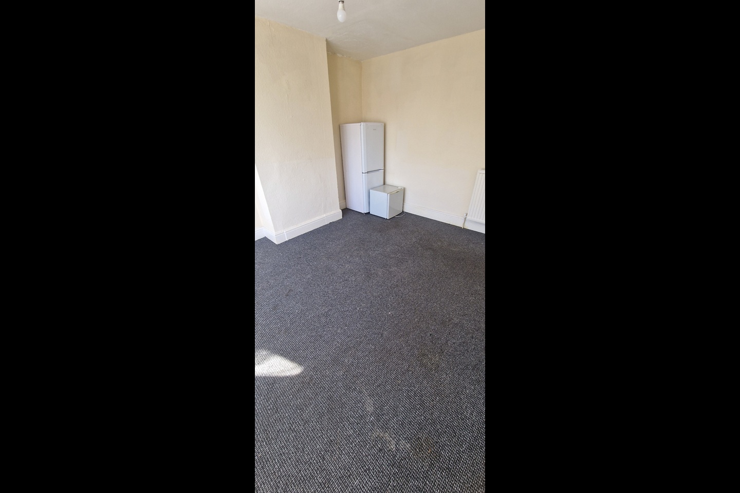 Willenhall - 1 Bed Flat, Shepwell Green, WV13 - To Rent Now for £650.00 p/m
