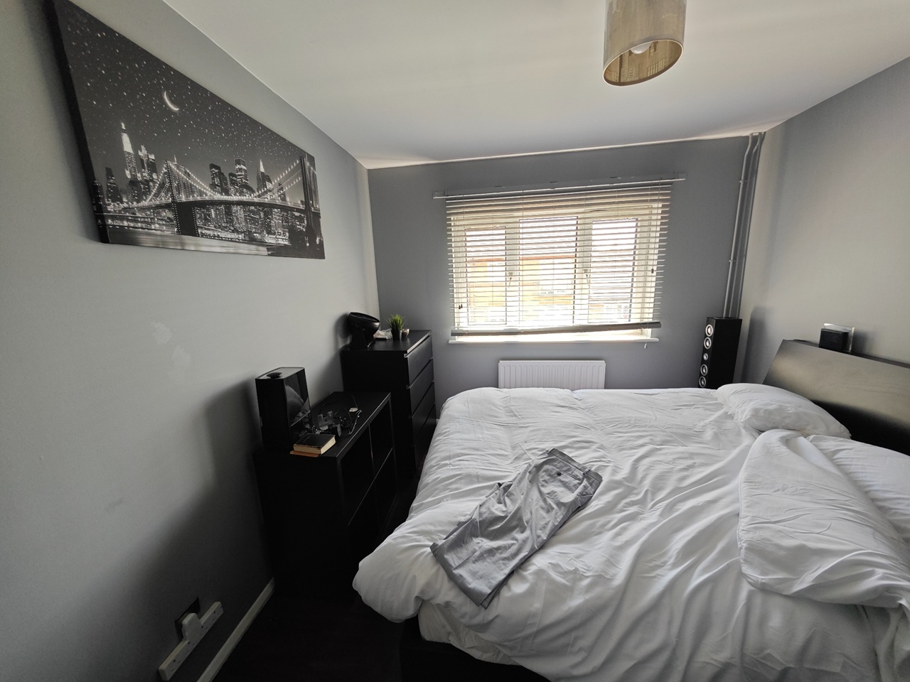 London - 2 Bed Flat, Verney Road, SE16 - To Rent Now for £1,750.00 p/m