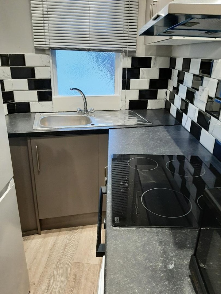 Finchley Central, London N3 - Studio Flat, Long Lane, N3 - To Rent Now ...