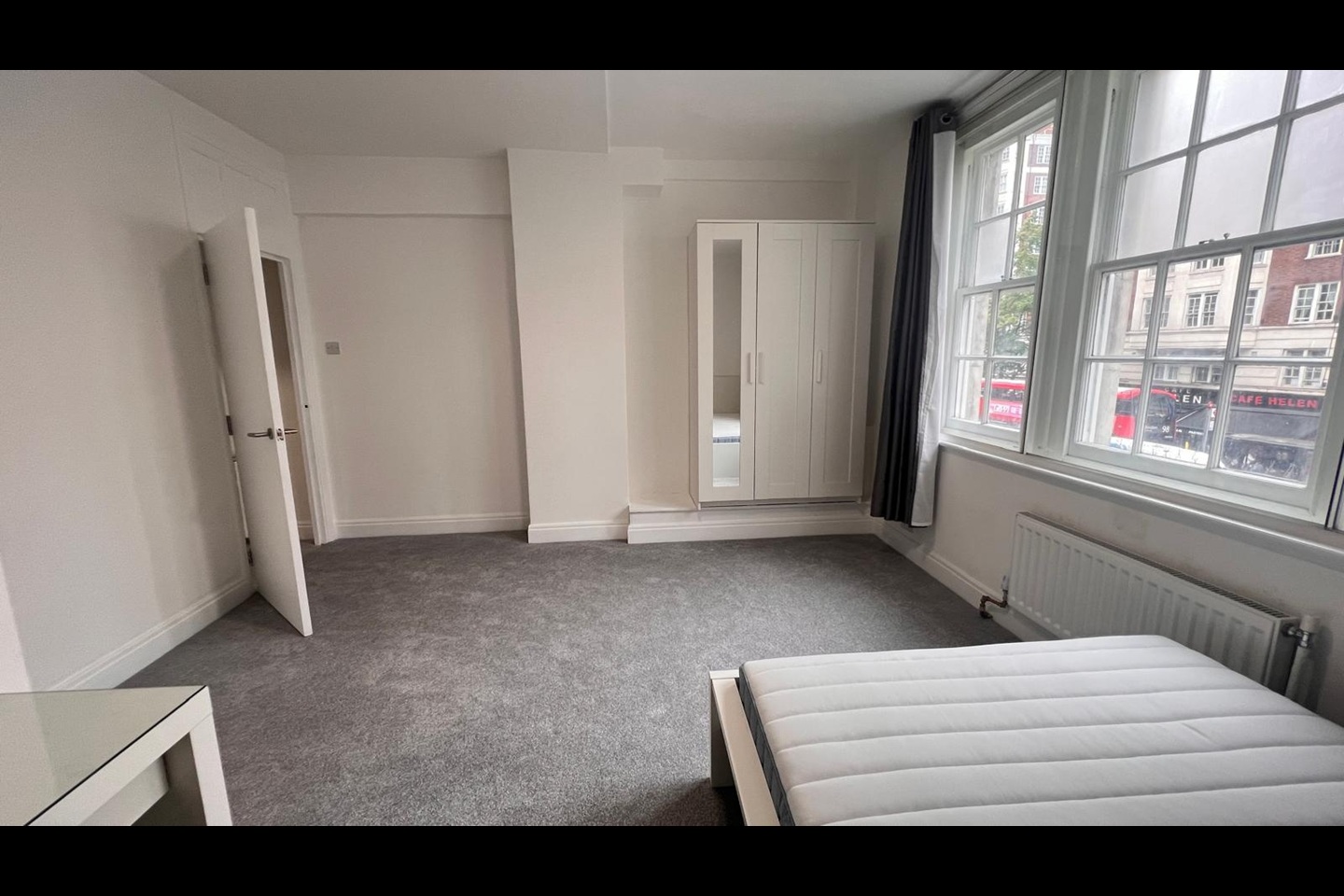 London - Studio Flat, Forset Court, W2 - To Rent Now for £1,600.00 p/m
