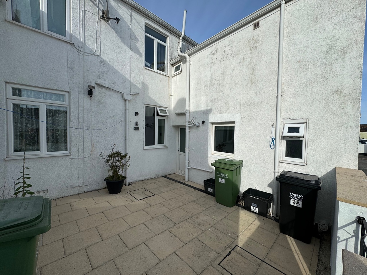 Torquay - 1 Bed Flat, Bedford Road, TQ1 - To Rent Now for £750.00 p/m