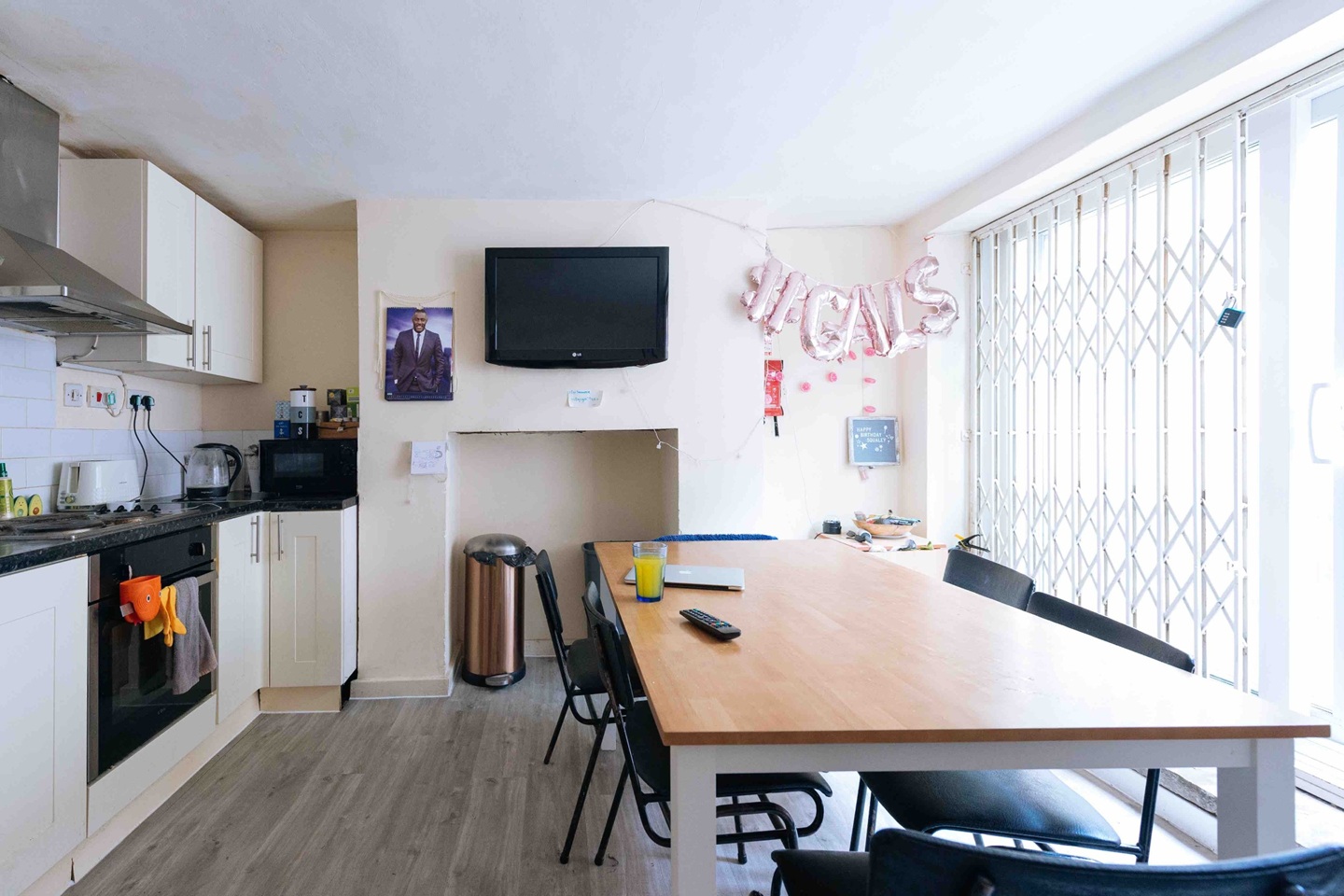 London - 6 Bed Semi-Detached House, Camberwell Grove, SE5 - To Rent Now ...