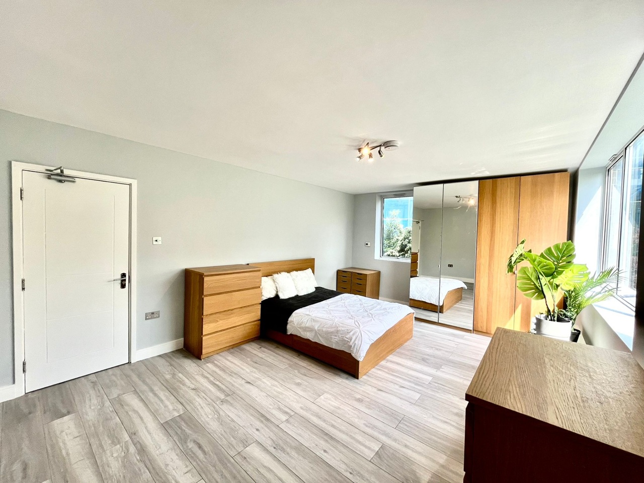 London - Room in a Shared Flat, Dinerman Court, NW8 - To Rent Now for £ ...