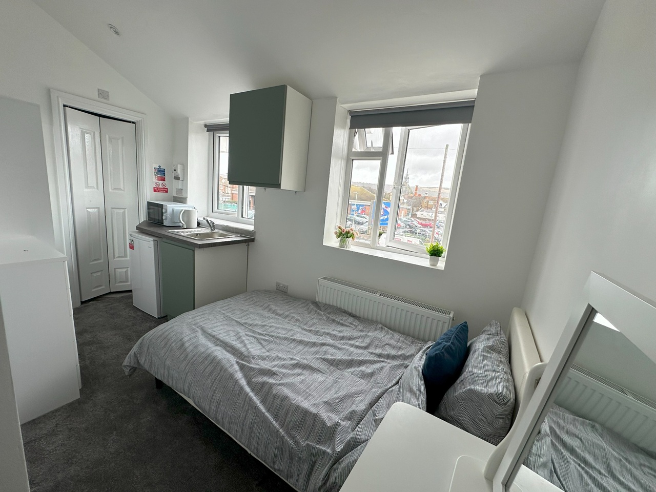 Folkestone - Bedsit, Guildhall Street, CT20 - To Rent Now for £575.00 p/m