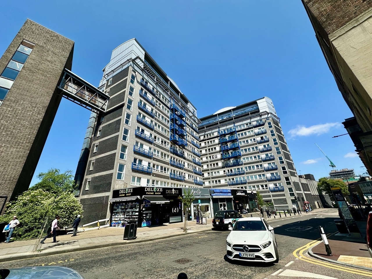 London - 2 Bed Flat, The Vista Building, SE18 - To Rent Now for £1,995. ...
