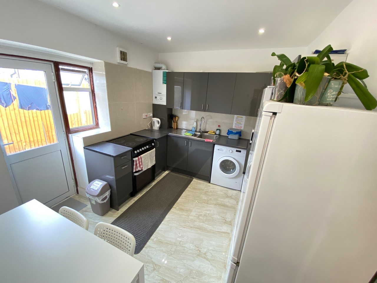 Wembley - Room in a Shared House, Mount Pleasant, HA0 - To Rent Now for ...