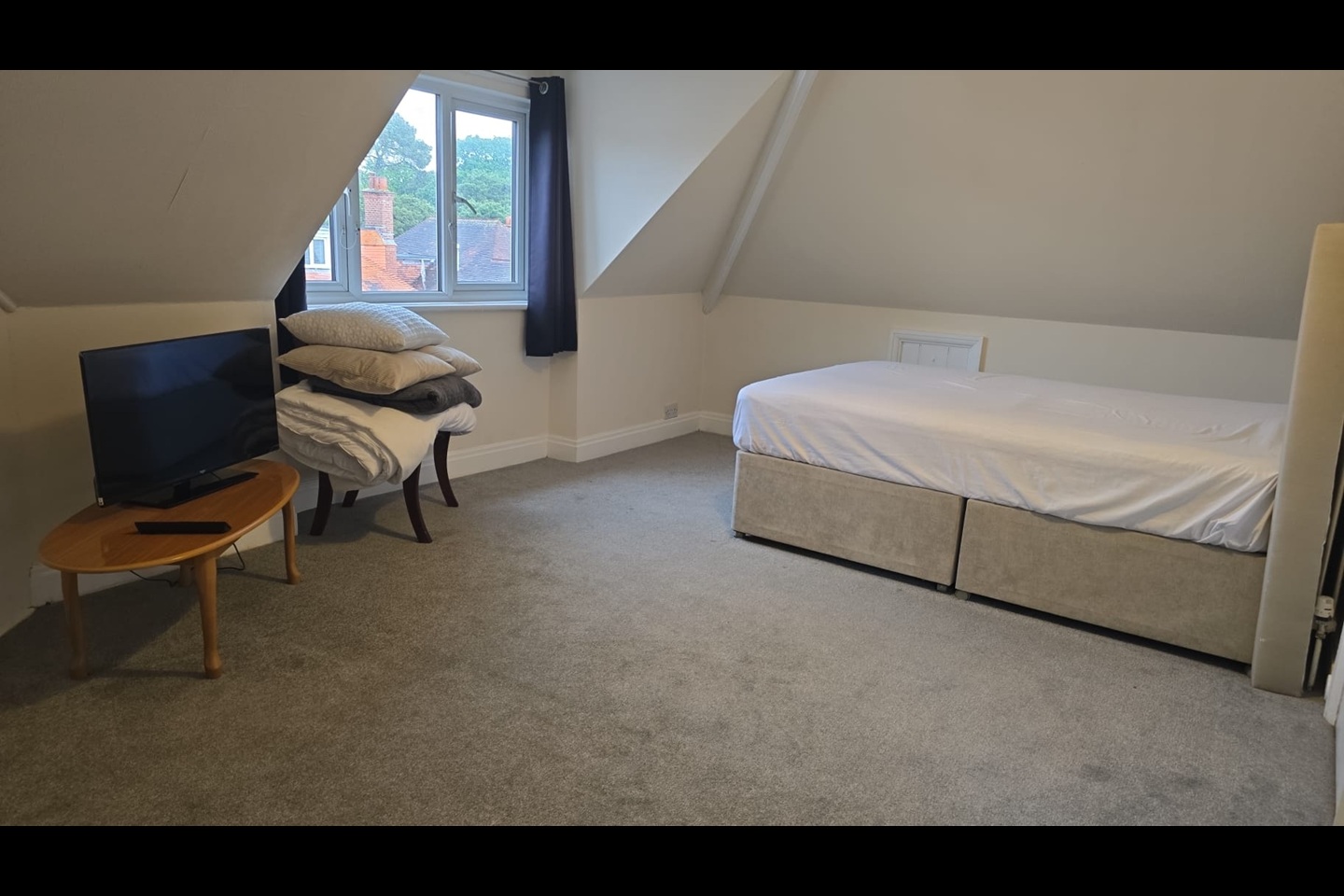 Bournemouth - Room in a Shared House, Rosemount Road, BH4 - To Rent Now ...