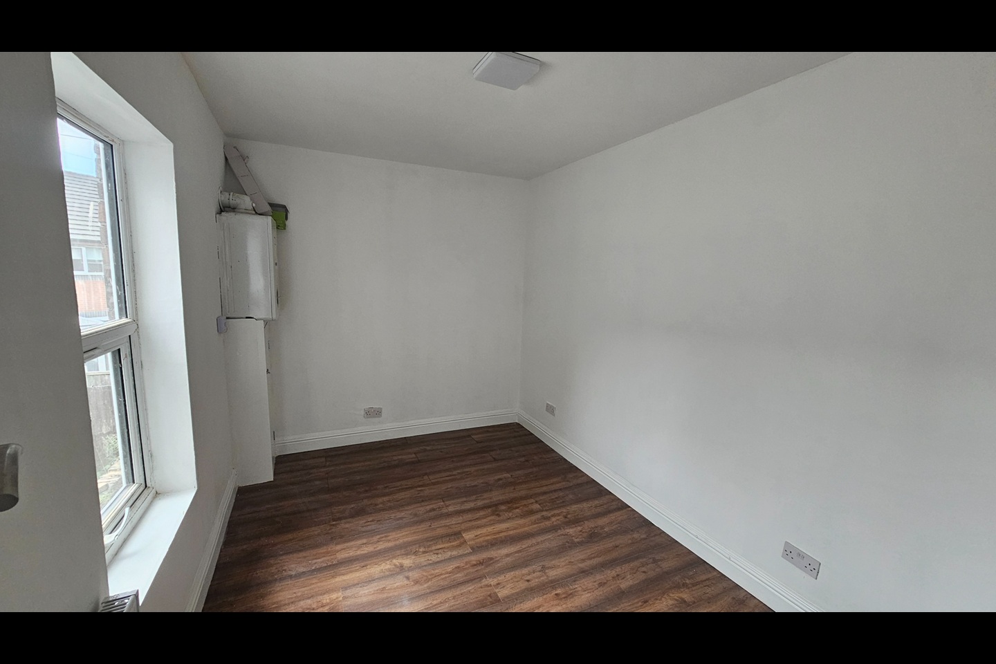 Liverpool - 1 Bed Flat, Westminster Road, L4 - To Rent Now for £600.00 p/m