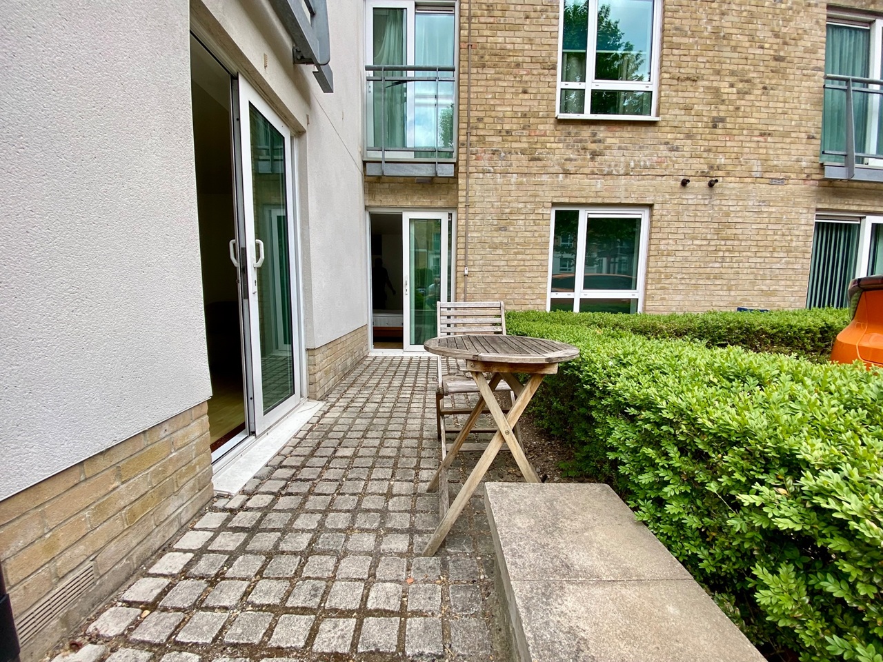 London - 2 Bed Flat, Hopton Road, SE18 - To Rent Now for £1,890.00 p/m