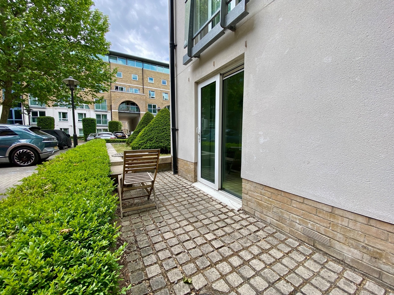 London - 2 Bed Flat, Hopton Road, SE18 - To Rent Now for £1,890.00 p/m