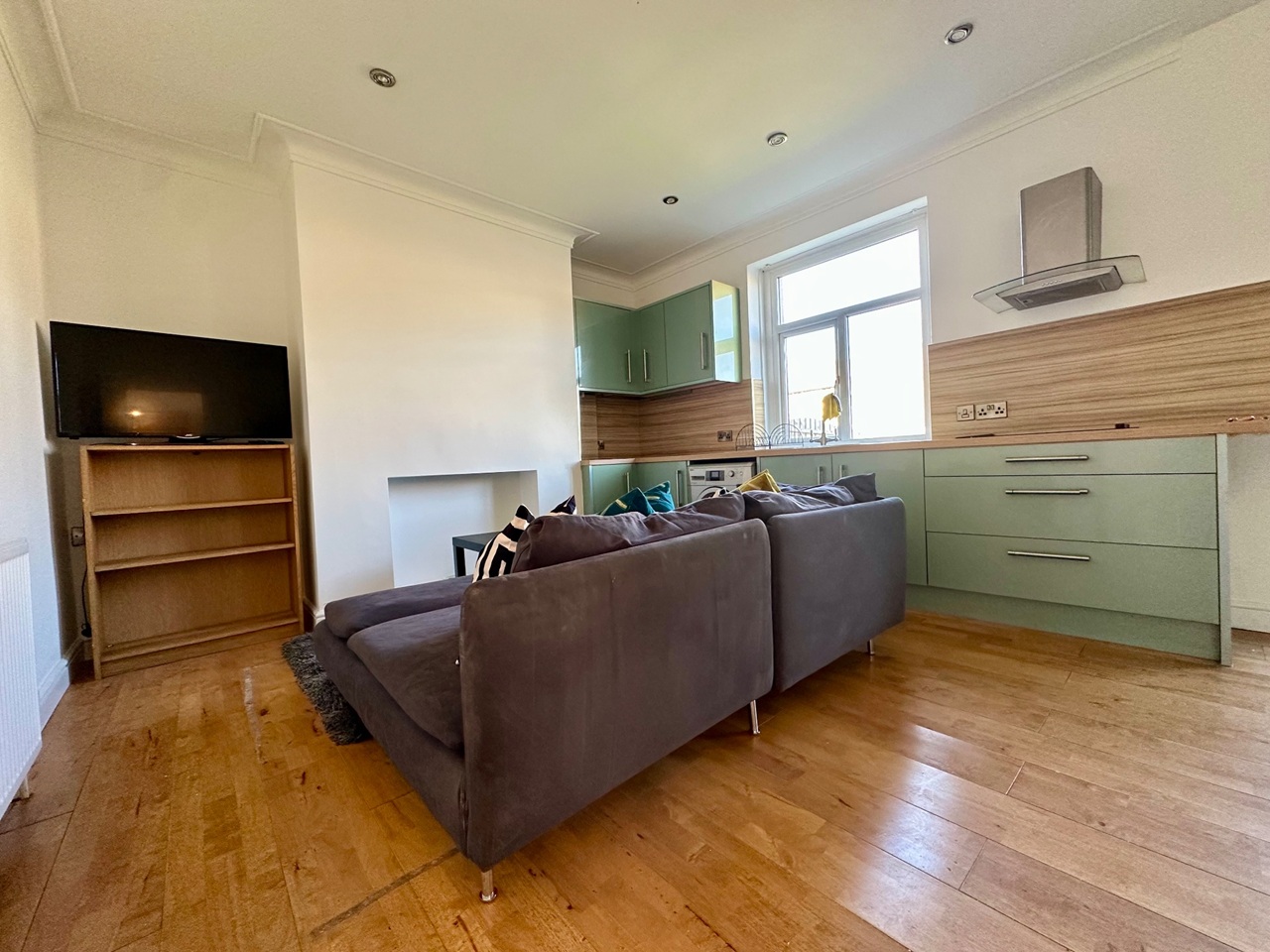 Huddersfield - 3 Bed Terraced House, Adelphi Road, HD3 - To Rent Now ...