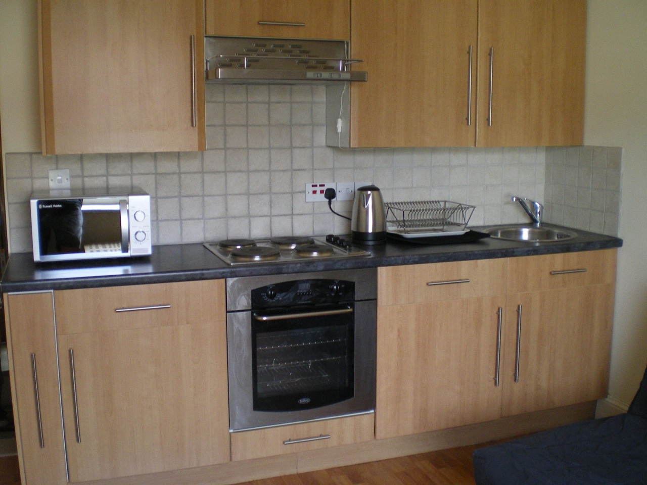 Southsea - Studio Flat, St. Helens Parade, PO4 - To Rent Now for £750. ...