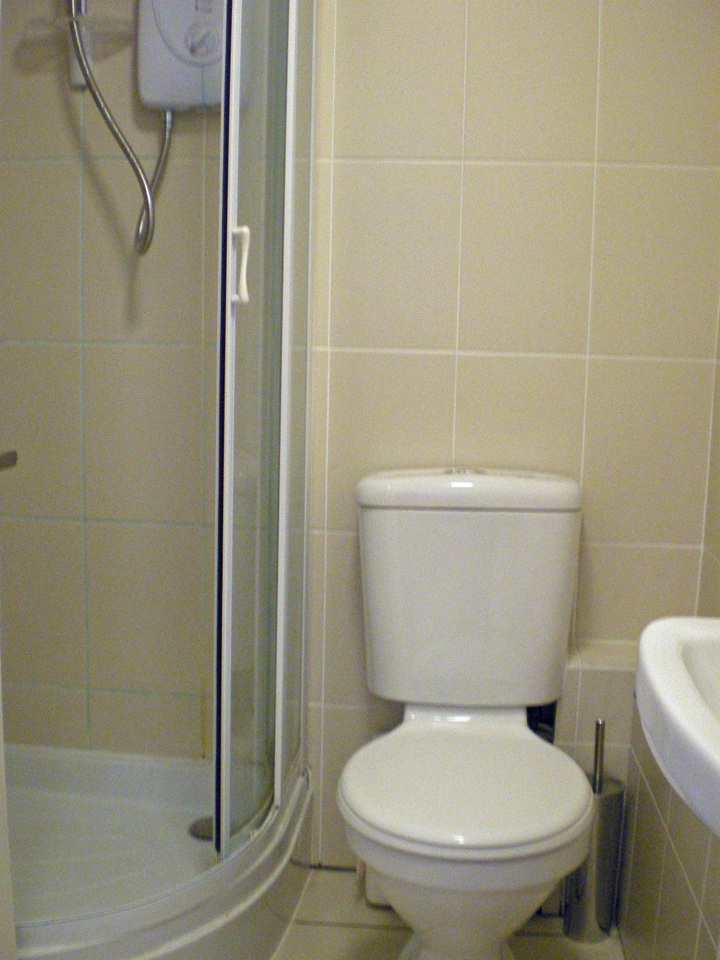 Southsea - Studio Flat, St. Helens Parade, PO4 - To Rent Now for £750. ...