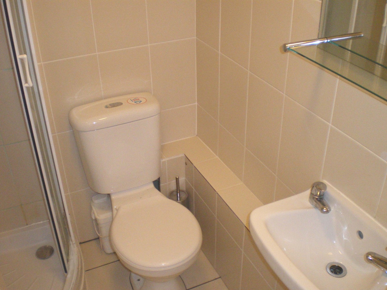 Southsea - Studio Flat, St. Helens Parade, PO4 - To Rent Now for £750. ...