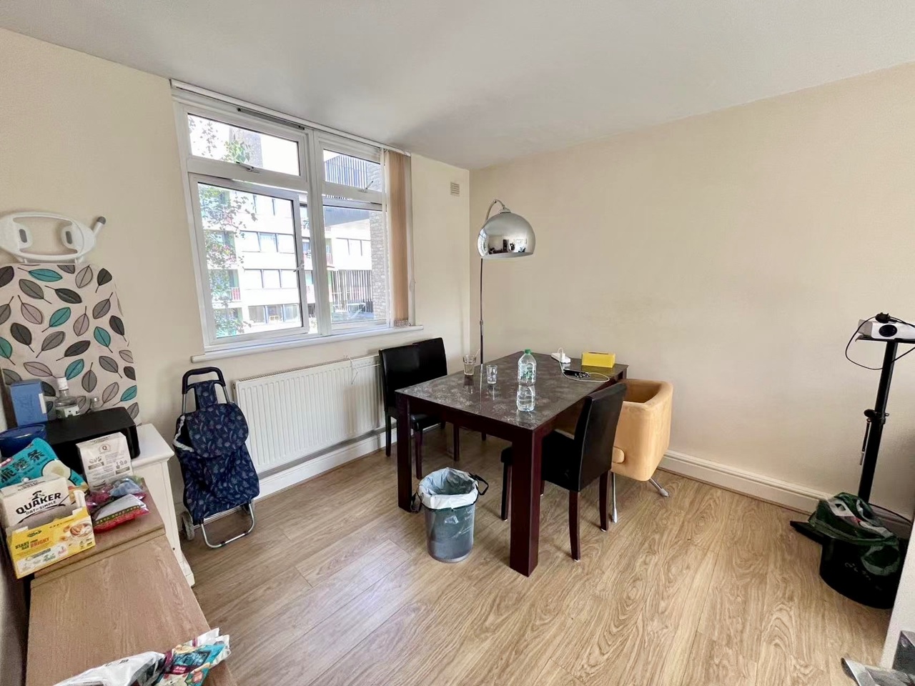 London - 2 Bed Flat, Castleton House, E14 - To Rent Now for £1,900.00 p/m