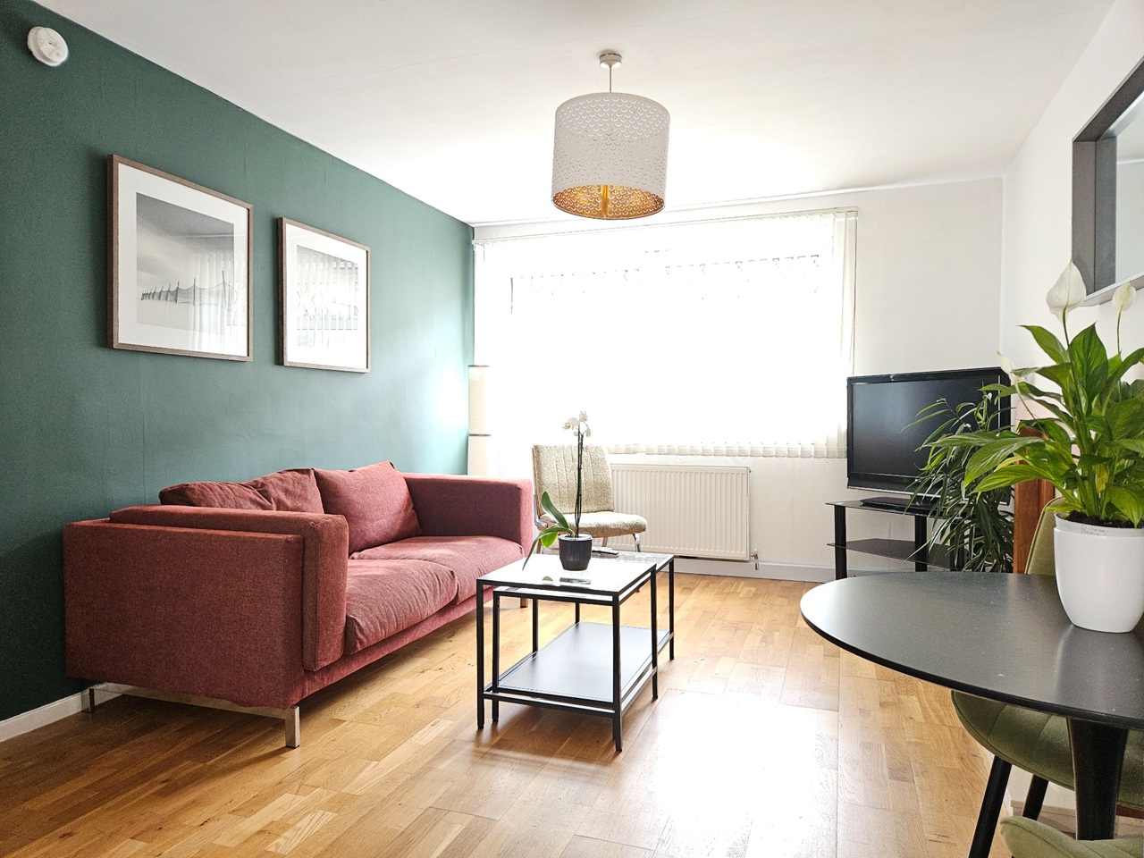 Glasgow - 1 Bed Flat, Maxwell Gardens, G41 - To Rent Now for £1,025.00 p/m