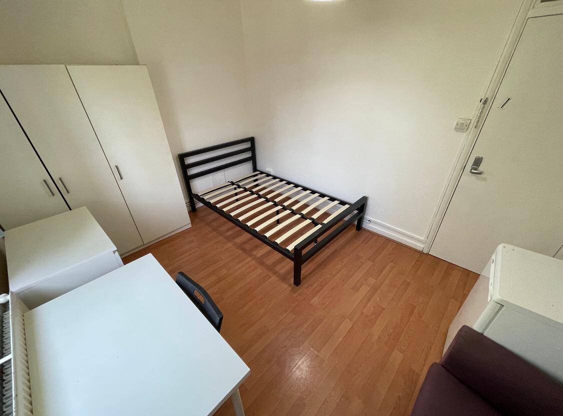 London - Room in a Shared Flat, Casson House, E1 - To Rent Now for £900 ...
