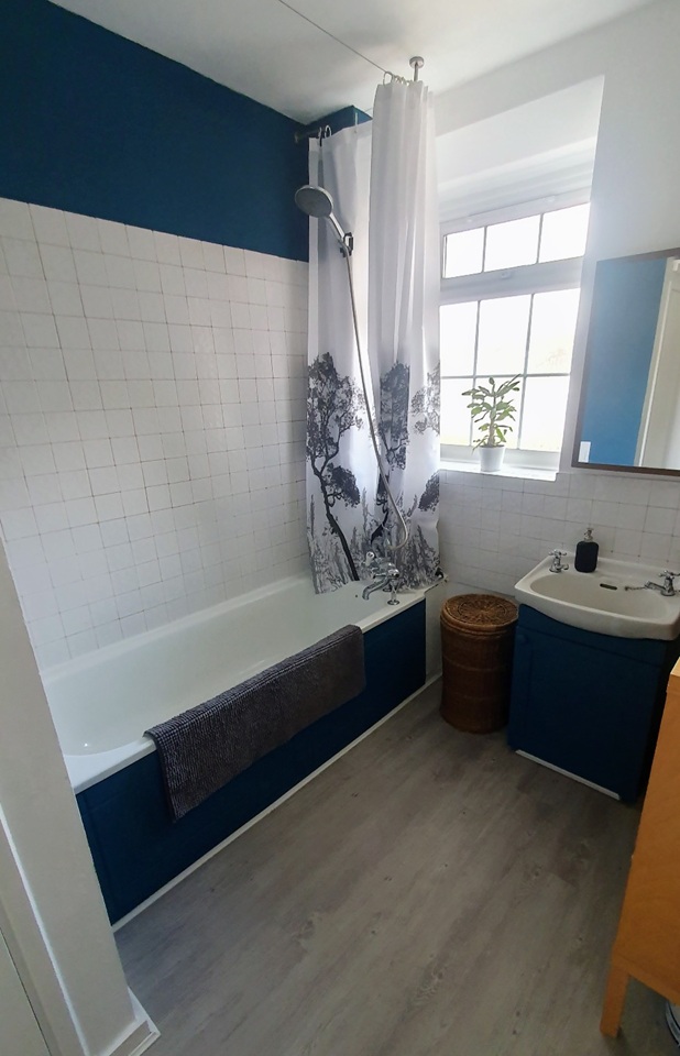 London - 1 Bed Flat, Comber Grove, SE5 - To Rent Now for £1,800.00 p/m