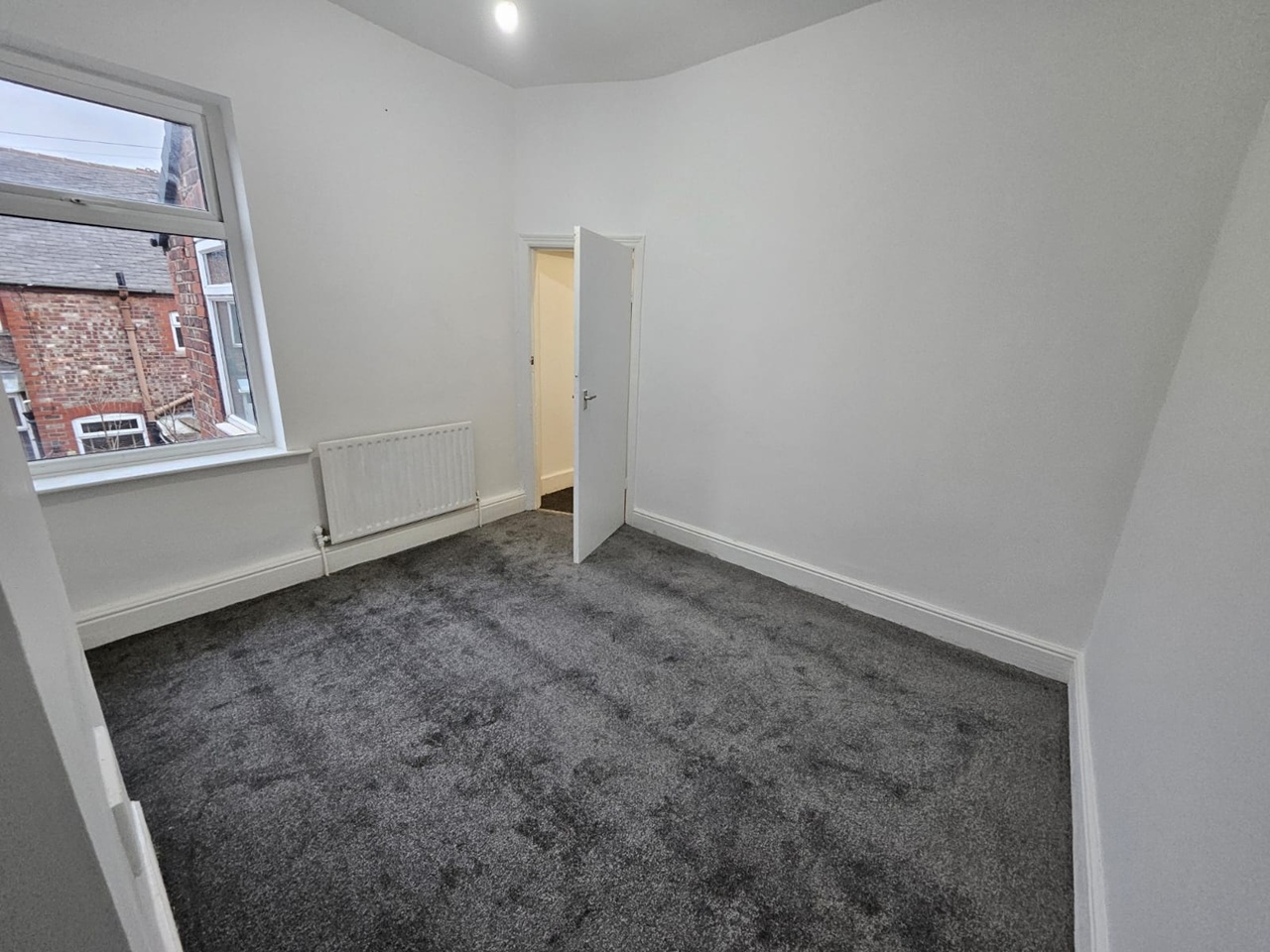 Salford - 2 Bed Terraced House, Romiley St, M6 - To Rent Now for £1,000 ...