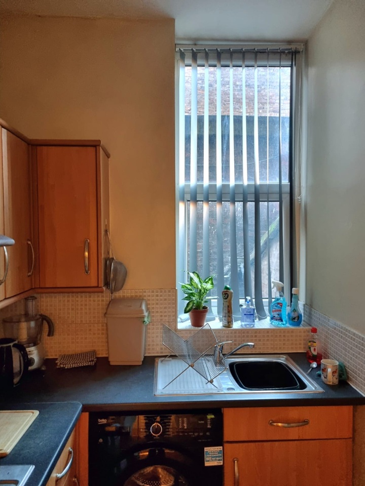 Liverpool - 1 Bed Flat, Prescot Street, L7 - To Rent Now for £950.00 p/m