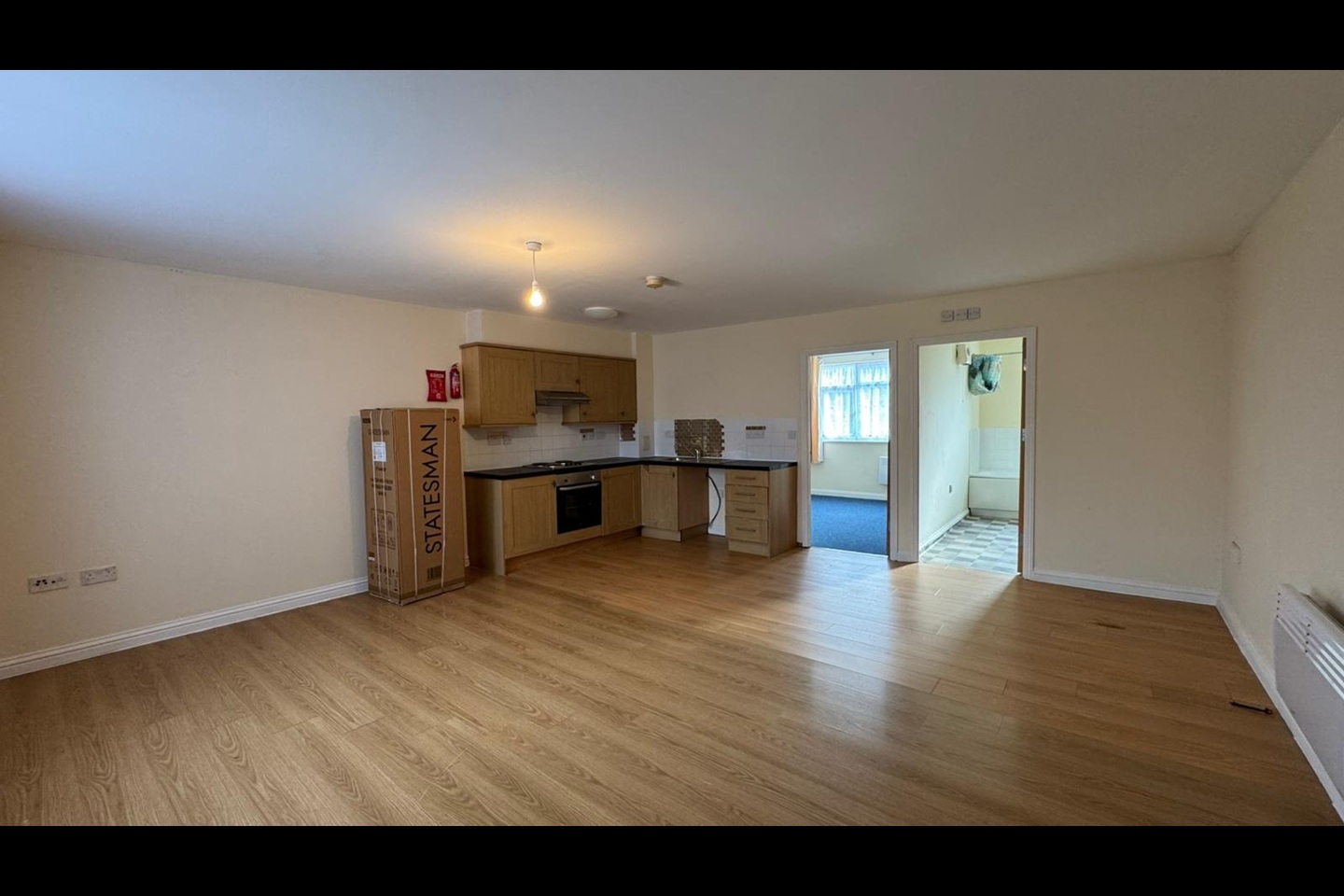 Dagenham - 1 Bed Flat, Oxlow Lane, RM10 - To Rent Now for £1,450.00 p/m