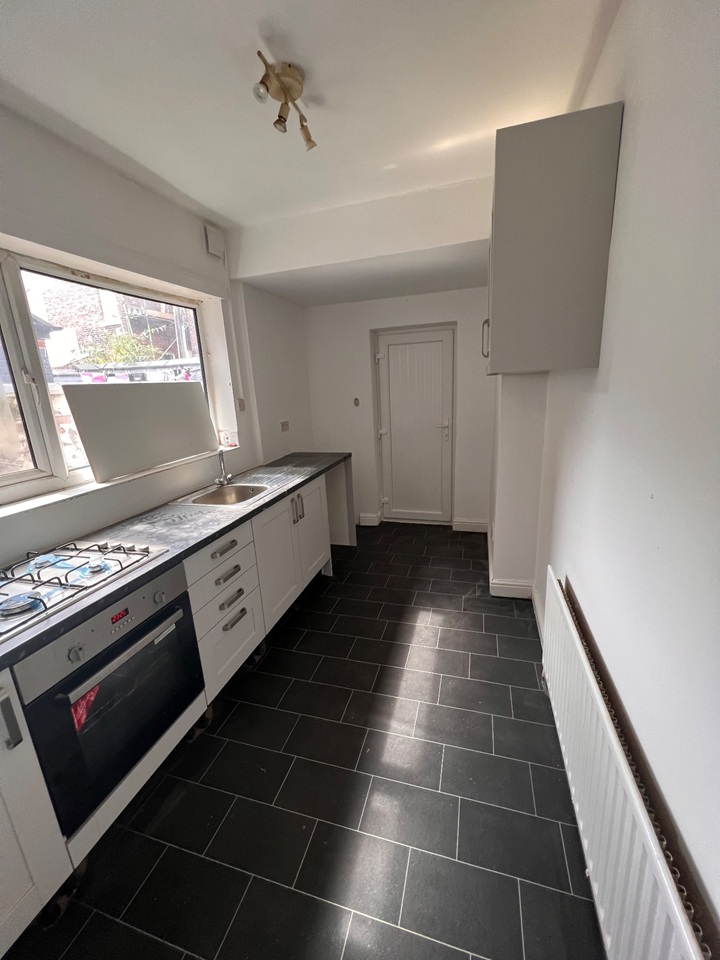 Droylsden, Manchester - 2 Bed Terraced House, Holly Street, M43 - To ...