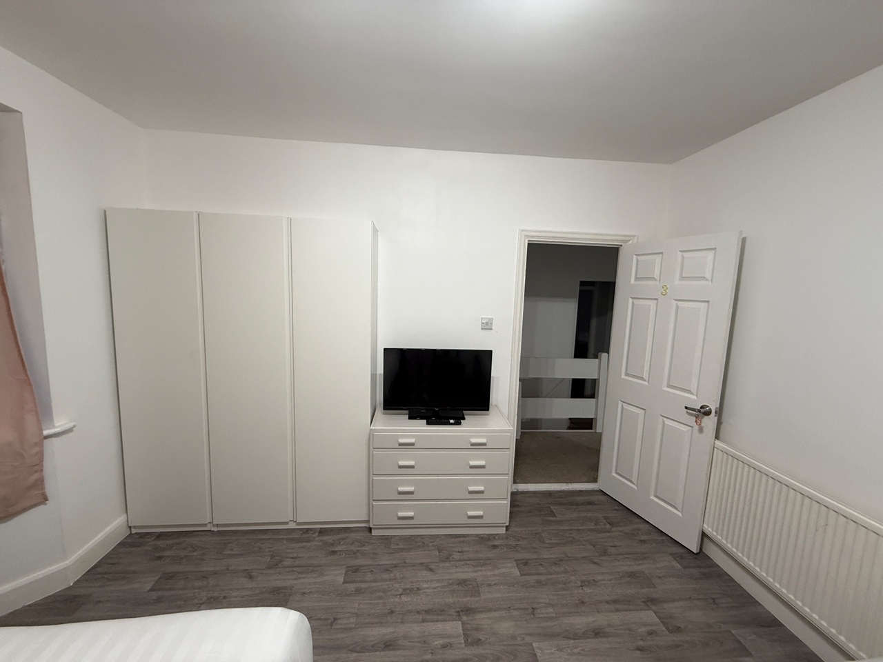 Croydon - Room in a Shared House, Foxley Road, CR7 - To Rent Now for £ ...