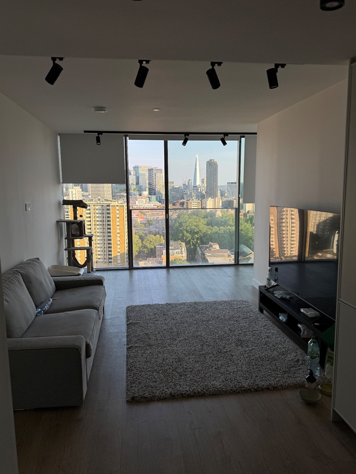 London - 2 Bed Flat, Valencia Tower, EC1V - To Rent Now for £2,600.00 p/m